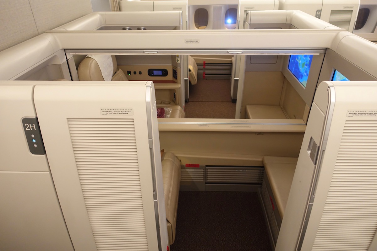 China Eastern SIN to PVG First Review I One Mile At A Time