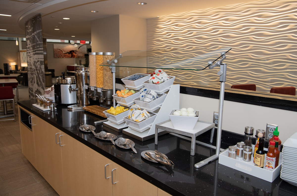American Opens Fifth DFW Admirals Club, Changes Up Lounge Food | One ...