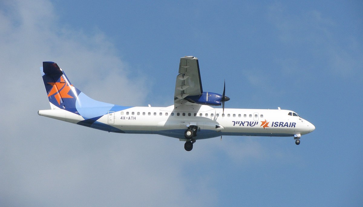 Israir's Unbelievably Long Turboprop Flight | One Mile at a Time
